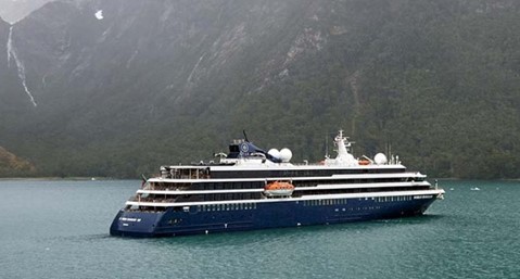 World Traveller cruise ship | The Small Cruise Ship Collection