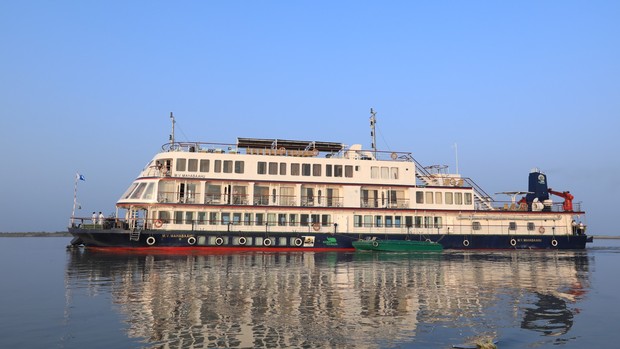 Mahabaahu Brahmaputra Cruise ship | The Small Cruise Ship Collection